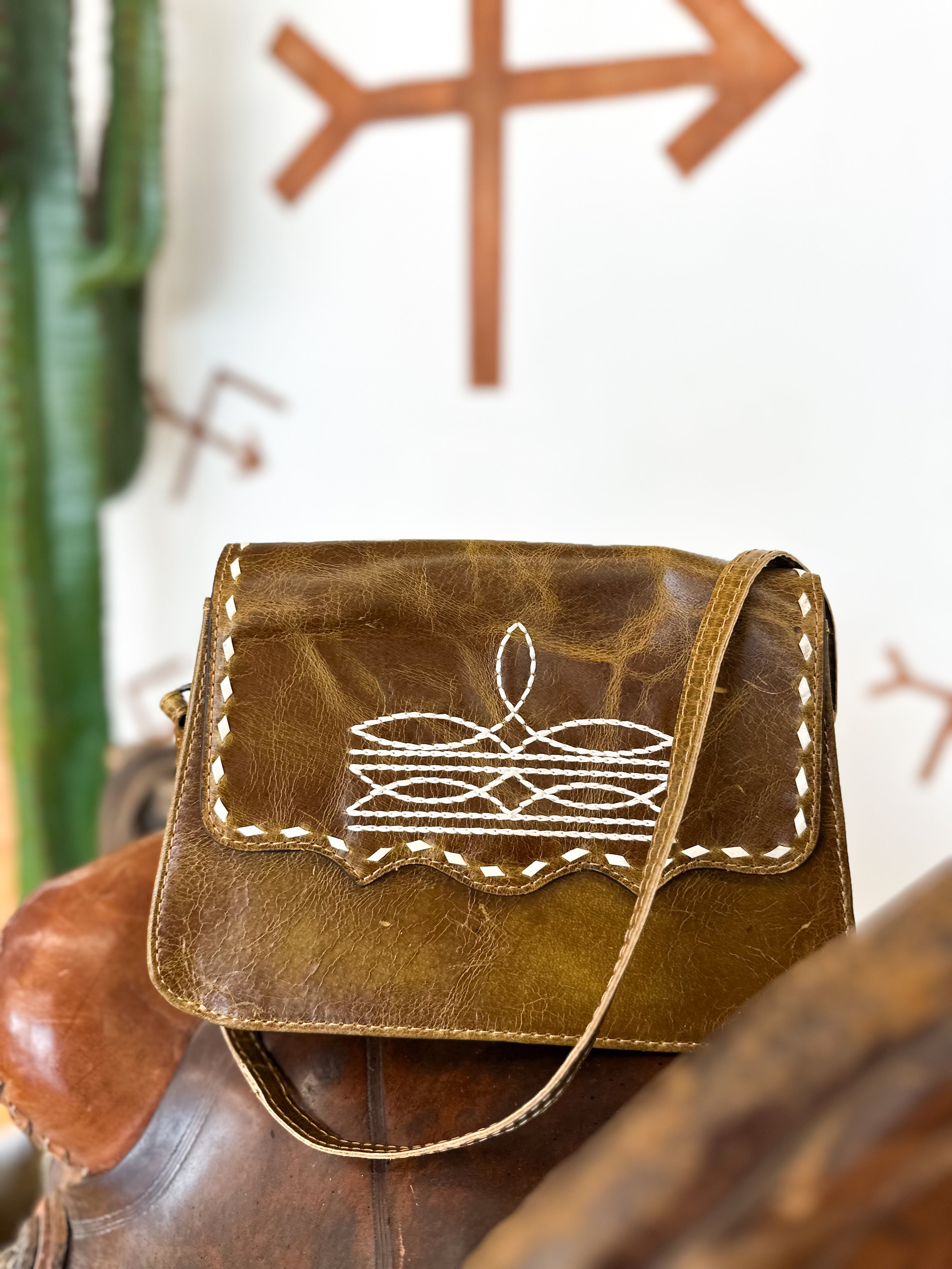 Trendy Purses & Handbags – Stylish Everyday Carry – theFRINGEDpineapple